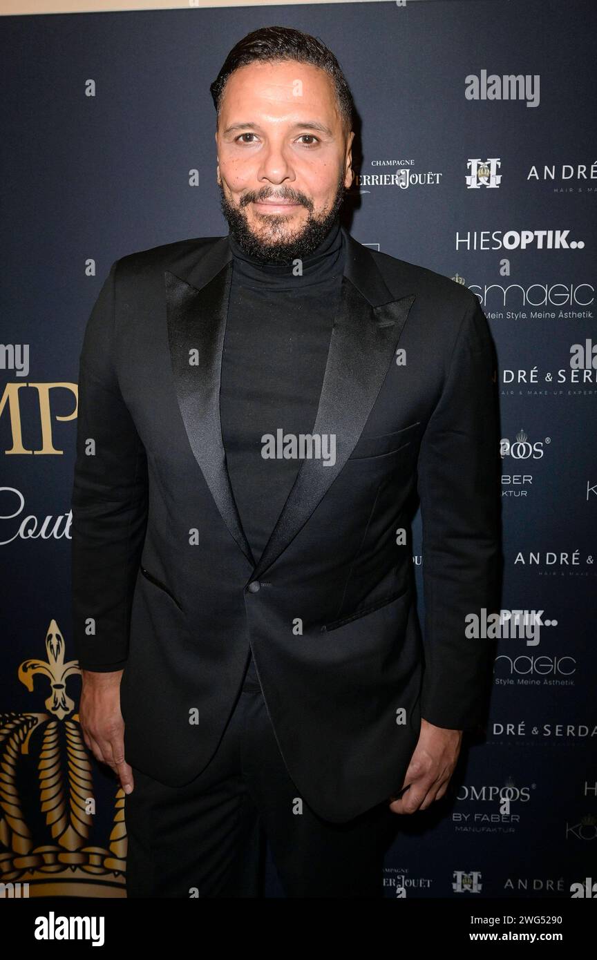 Kena Amoa bei der Harald Glööckler Pompöös Iconic Couture Show im ...