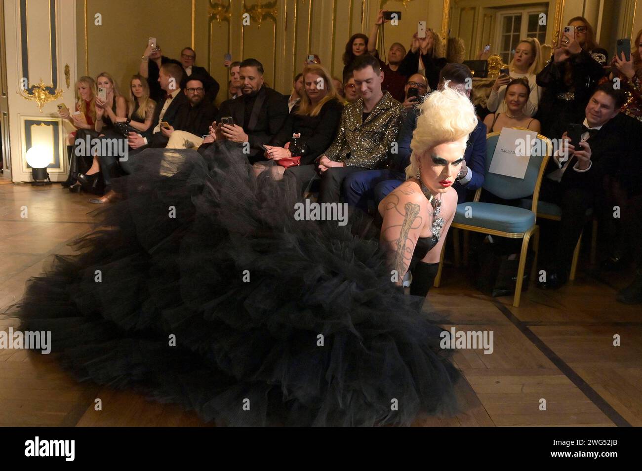 CT Hedden bei der Harald Glööckler Pompöös Iconic Couture Show im ...