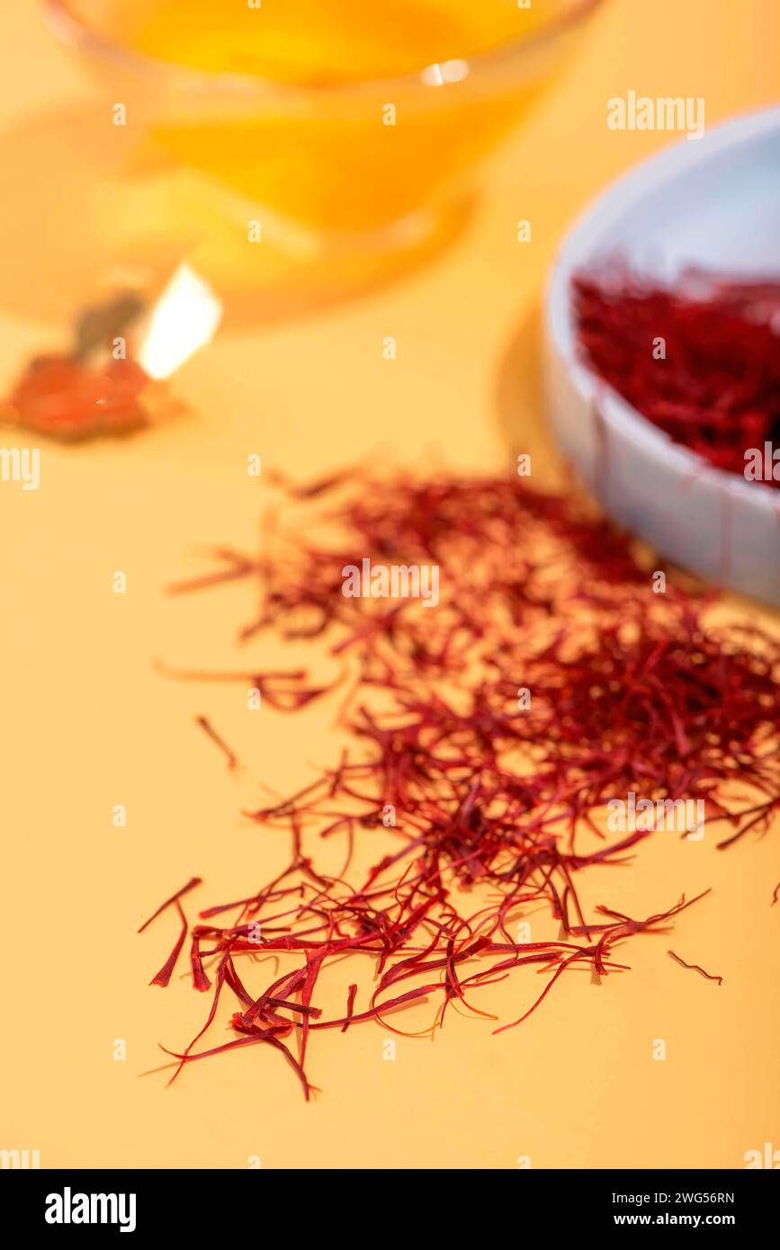 Beautiful images of saffron, saffron pictures, saffron drinks, high ...