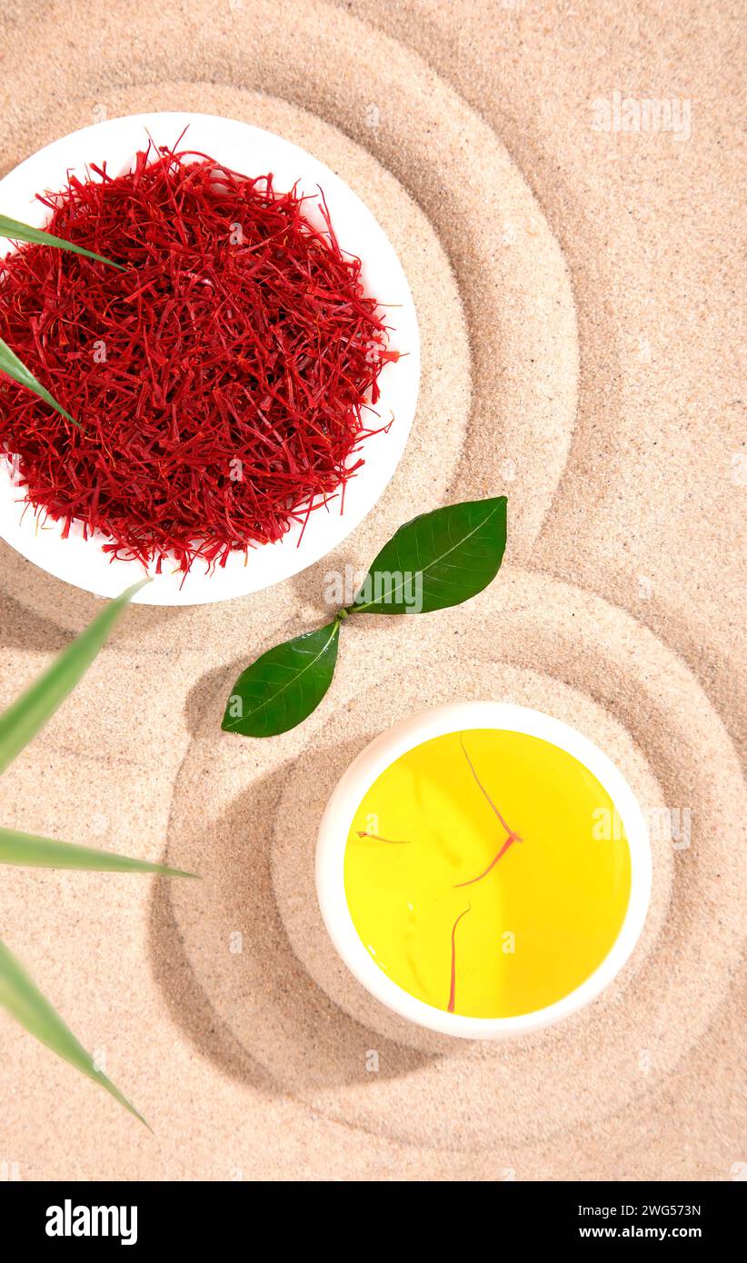 Beautiful images of saffron, saffron pictures, saffron drinks, high ...