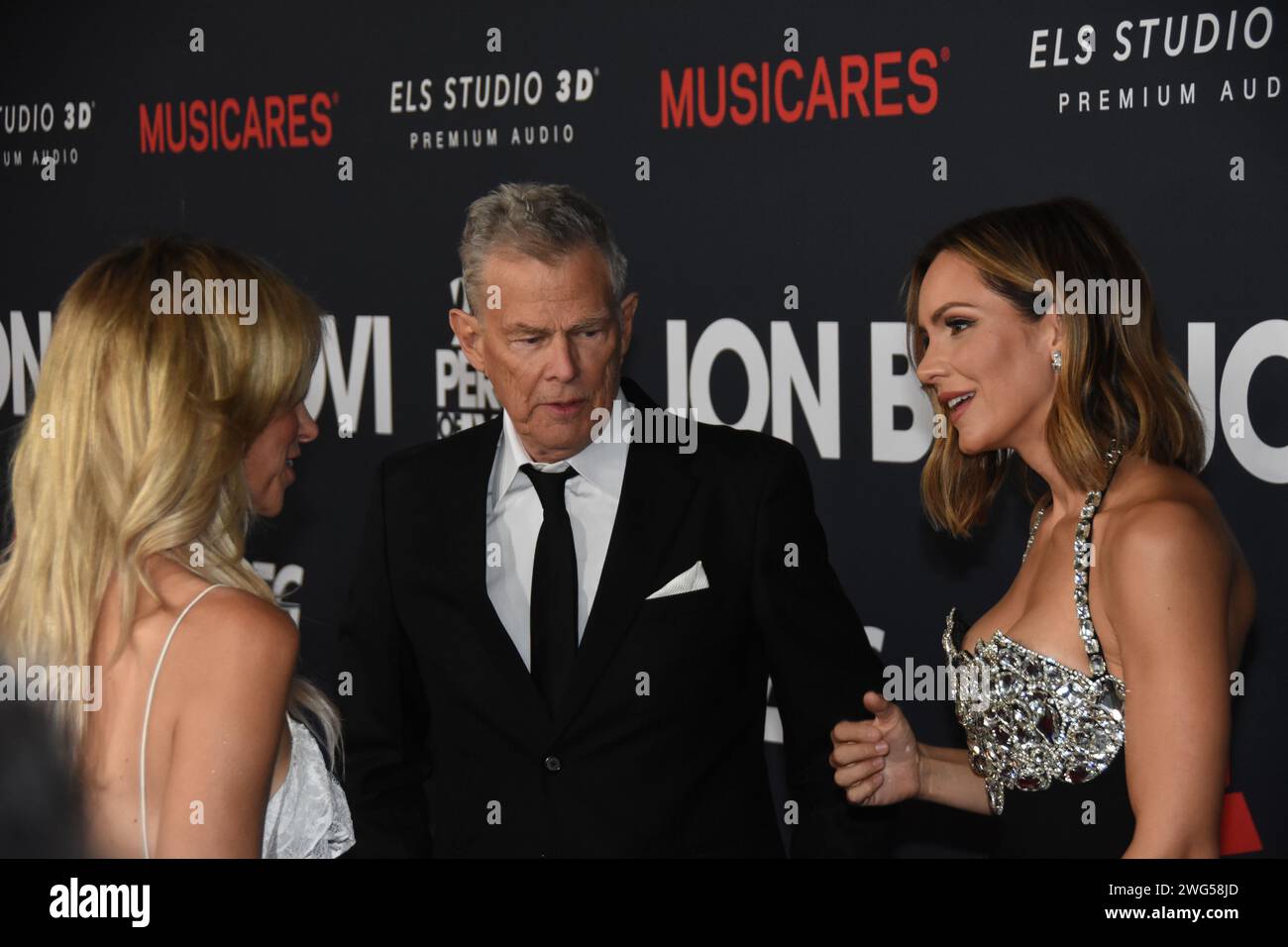Los Angeles, California, USA 2nd February 2024 (L-R) Singer Deborah ...