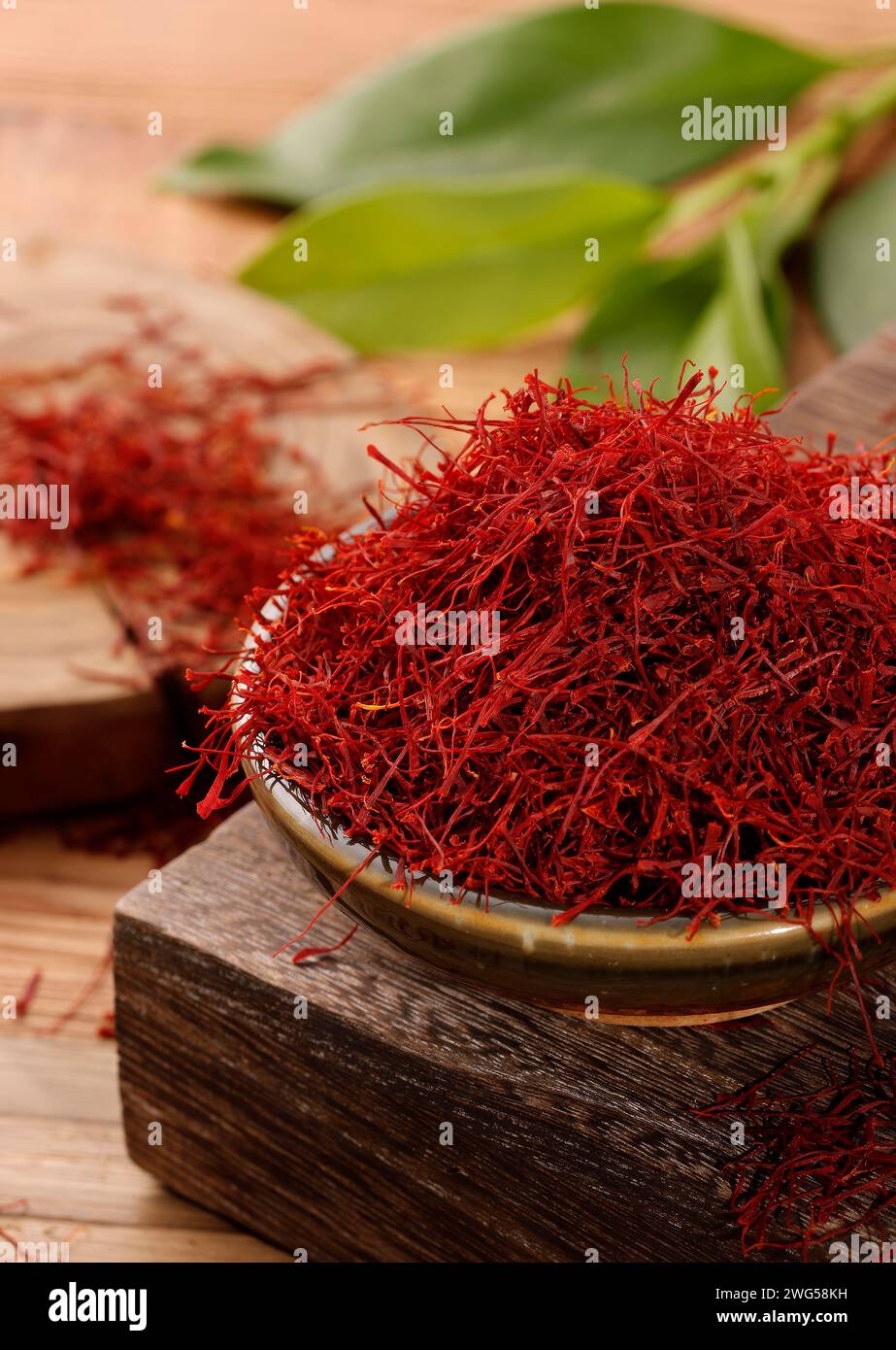 Beautiful images of saffron, saffron pictures, saffron drinks, high ...