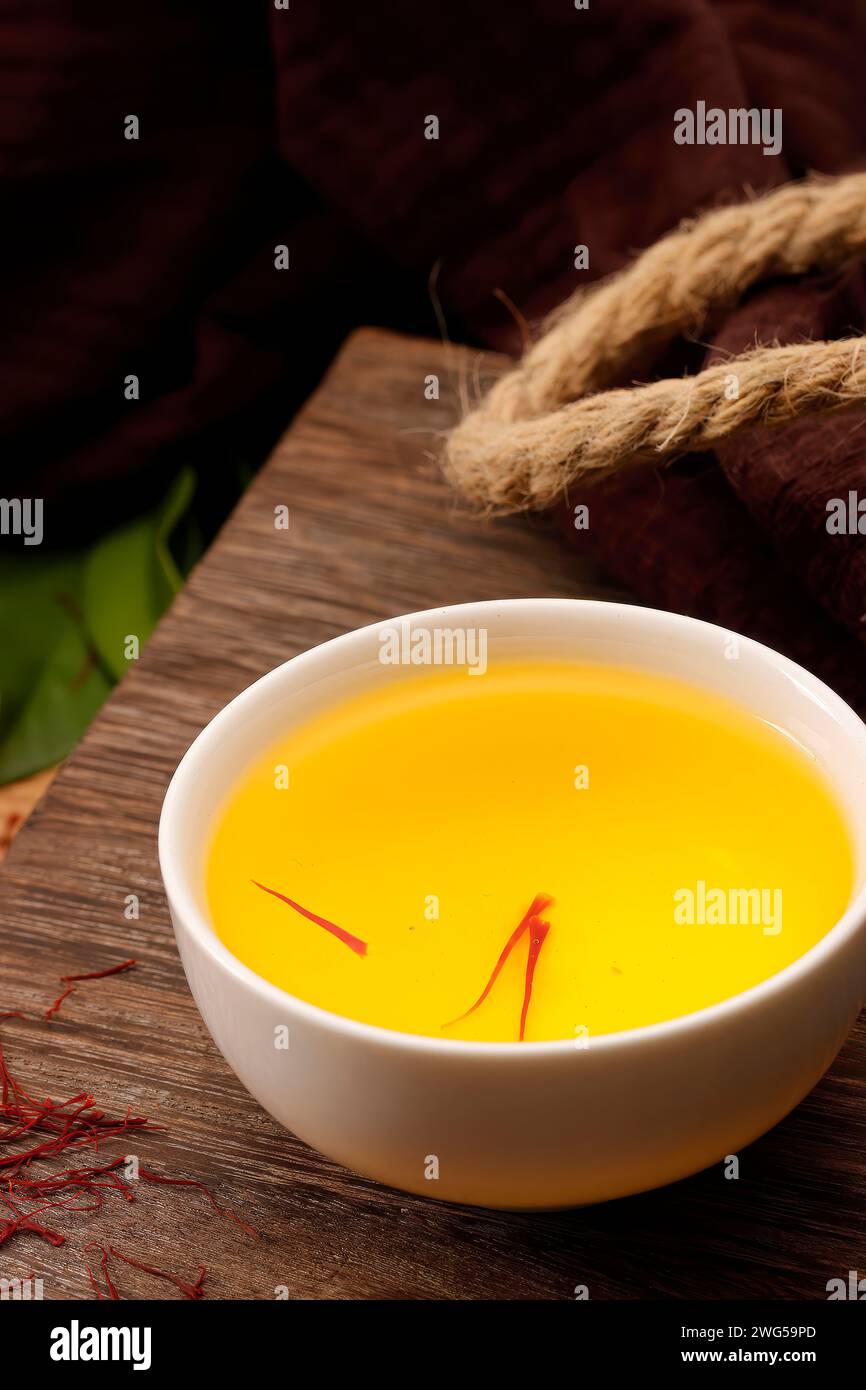 Beautiful images of saffron, saffron pictures, saffron drinks, high ...