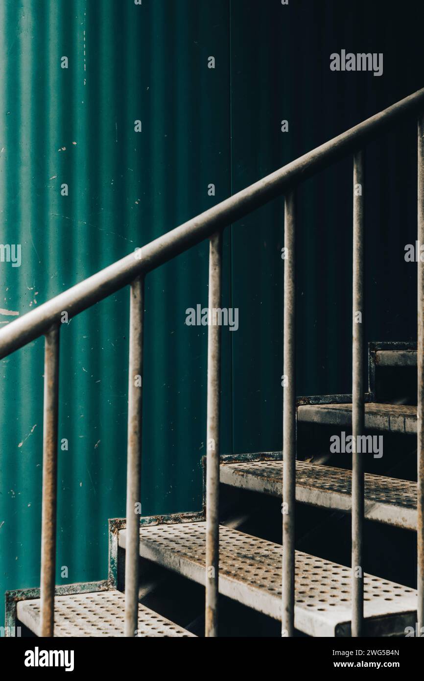 Metal stairs and steps hi-res stock photography and images - Alamy