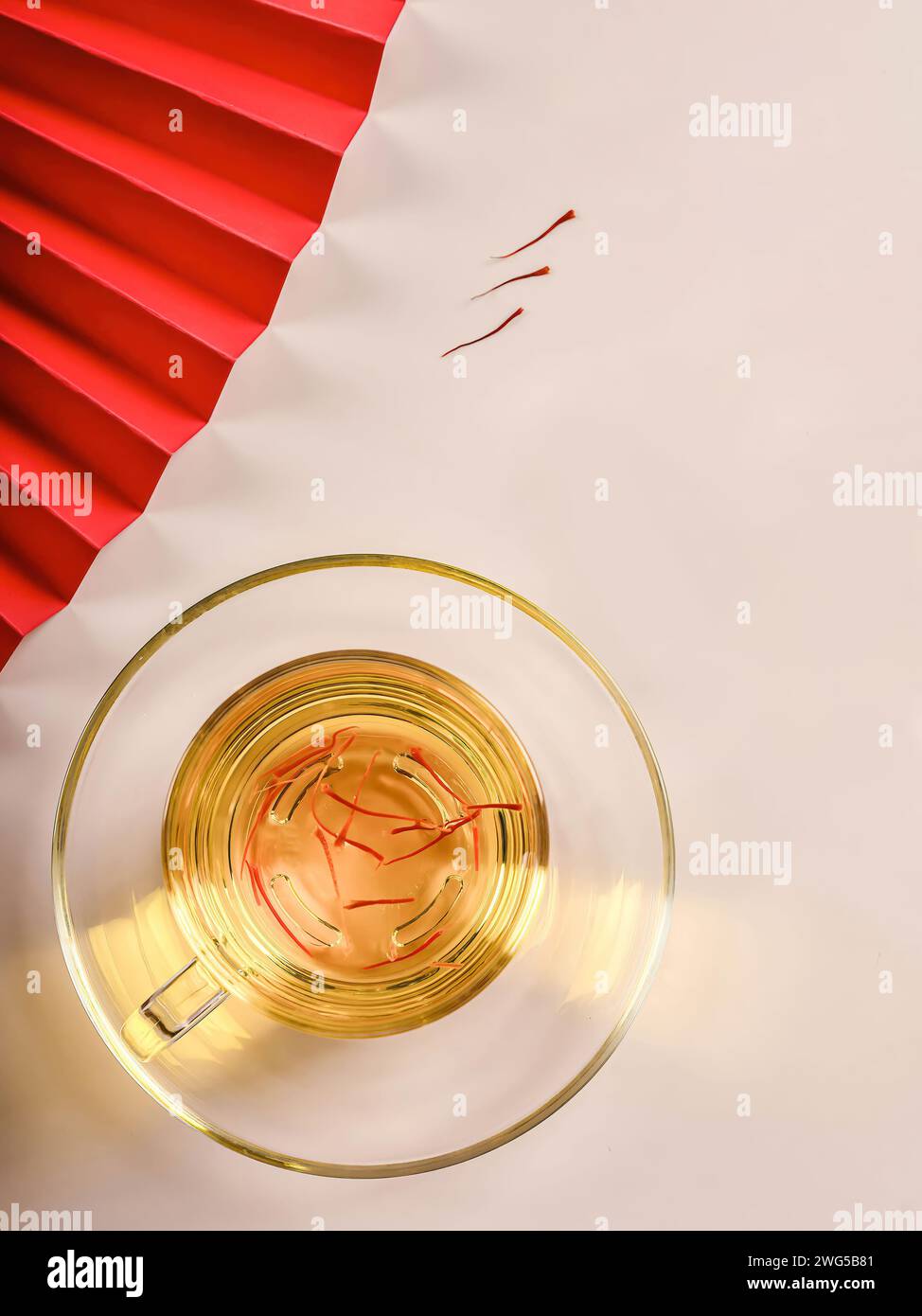 Beautiful images of saffron, saffron pictures, saffron drinks, high ...