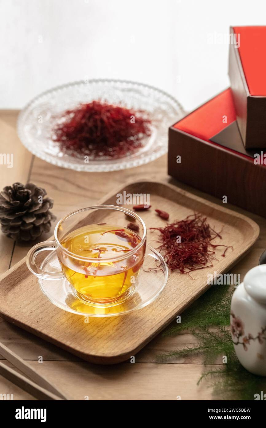 Beautiful images of saffron, saffron pictures, saffron drinks, high ...