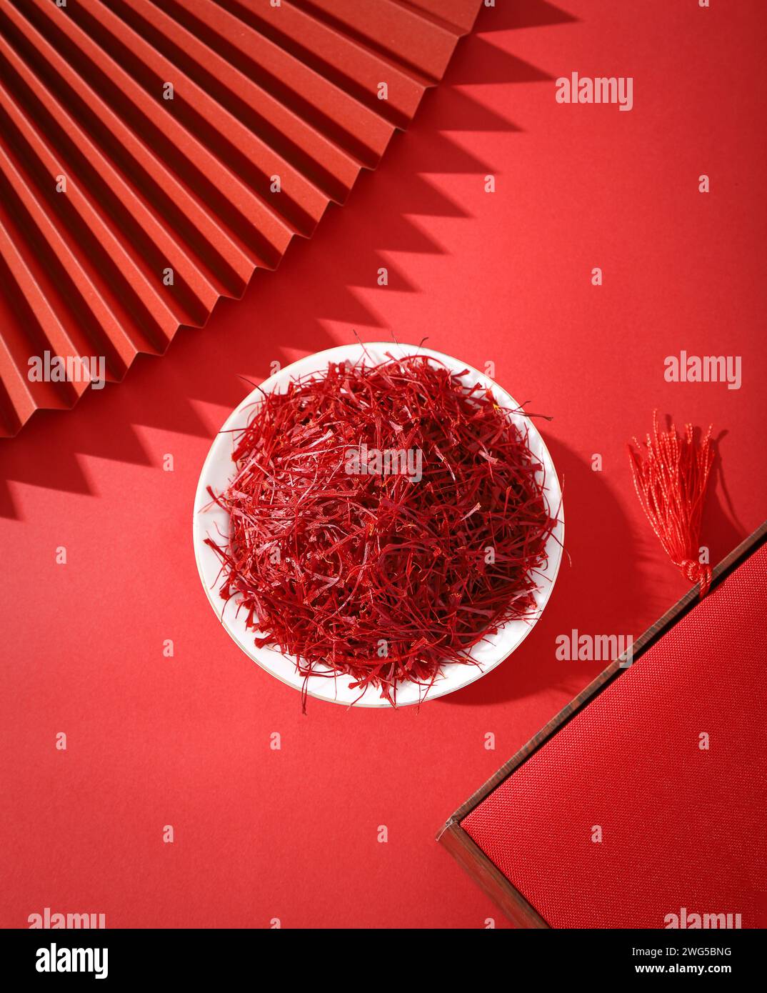 Beautiful images of saffron, saffron pictures, saffron drinks, high ...