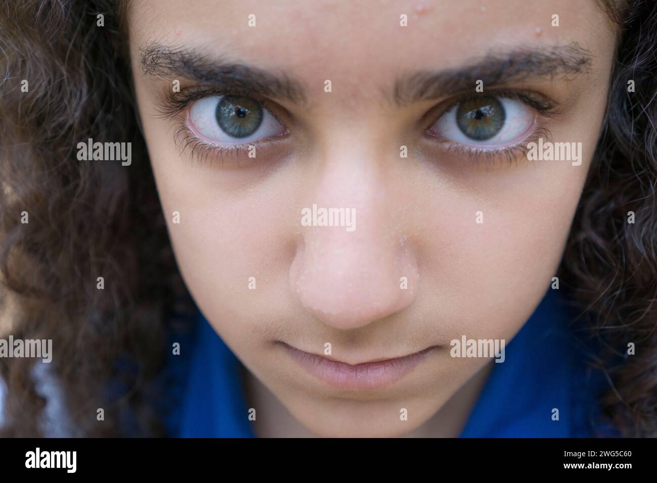 Girl staring at camera hi-res stock photography and images - Alamy