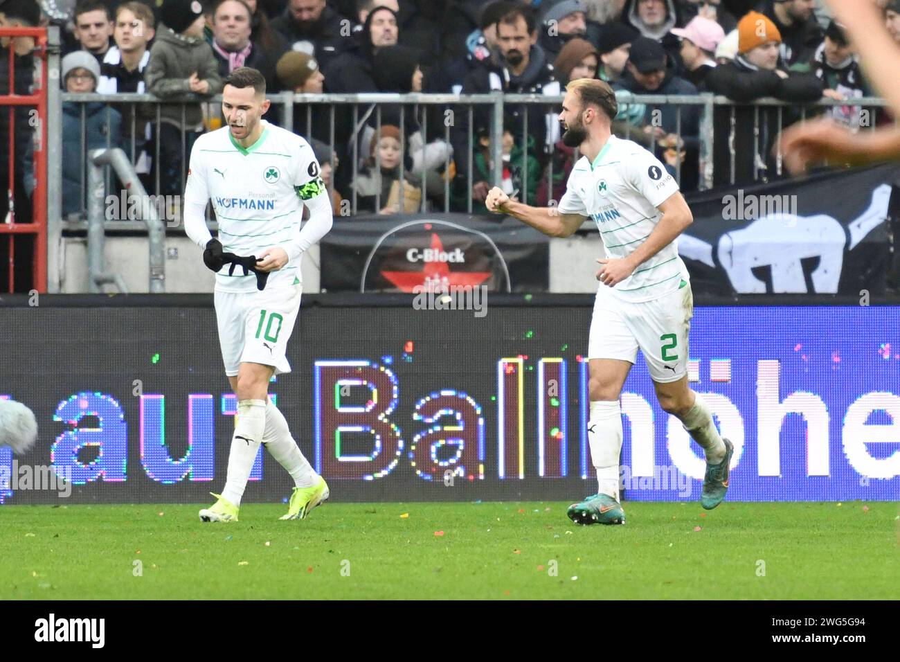 03.02.2024, Millerntorstadion, Hamburg, GER; 2. FBL, FC St. Pauli vs ...