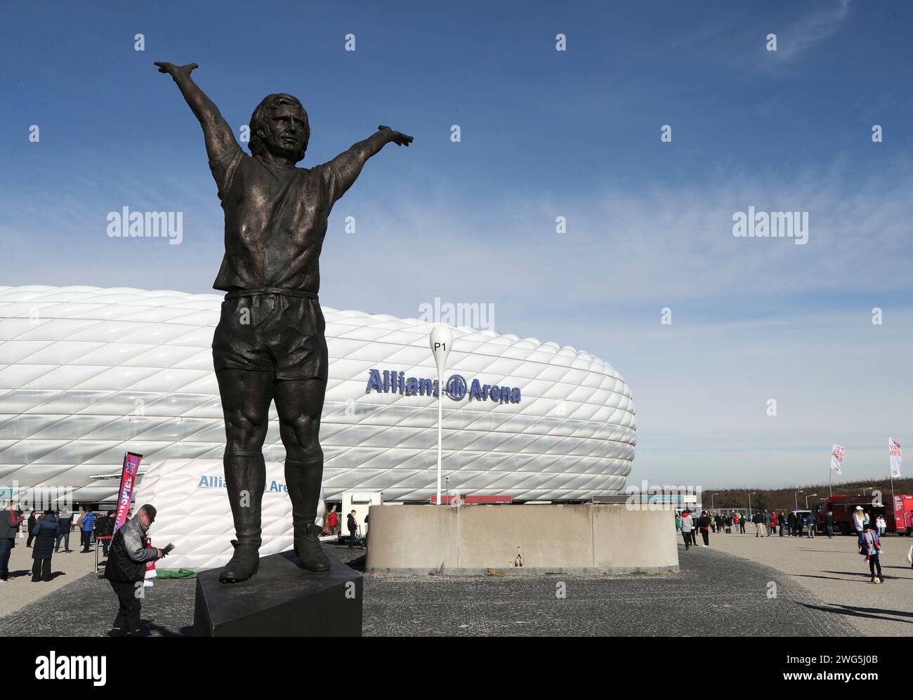 Gerd müller bayern hi-res stock photography and images - Alamy
