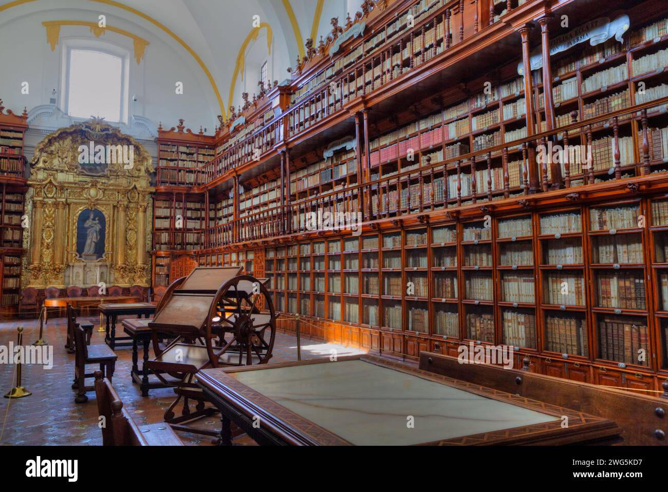 Palafoxiana Library, 1646, First Library of Latin America, UNESCO World ...