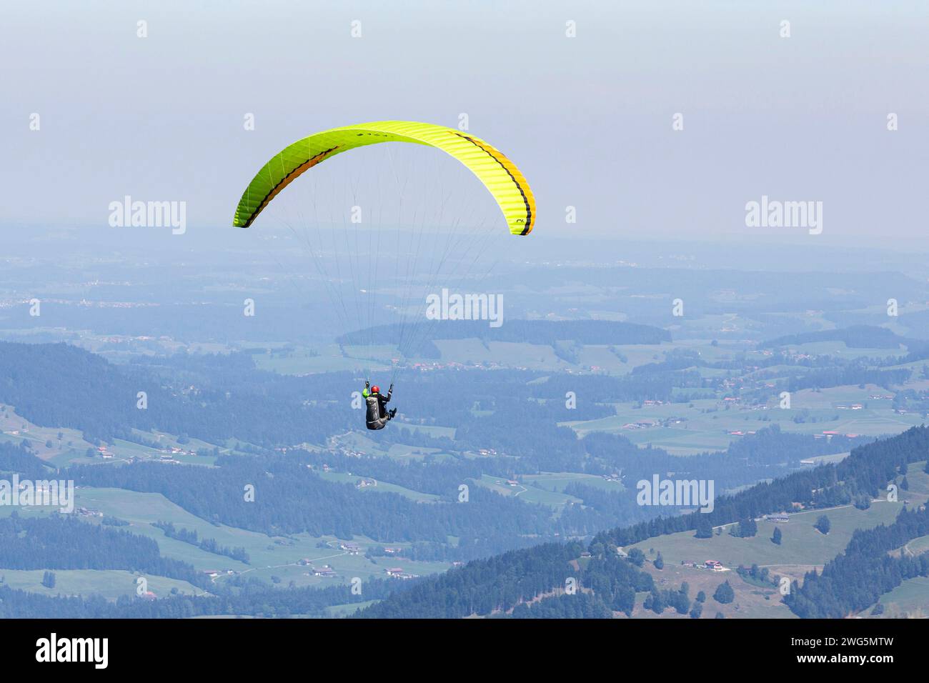 Paragleiter österreich hi-res stock photography and images - Alamy