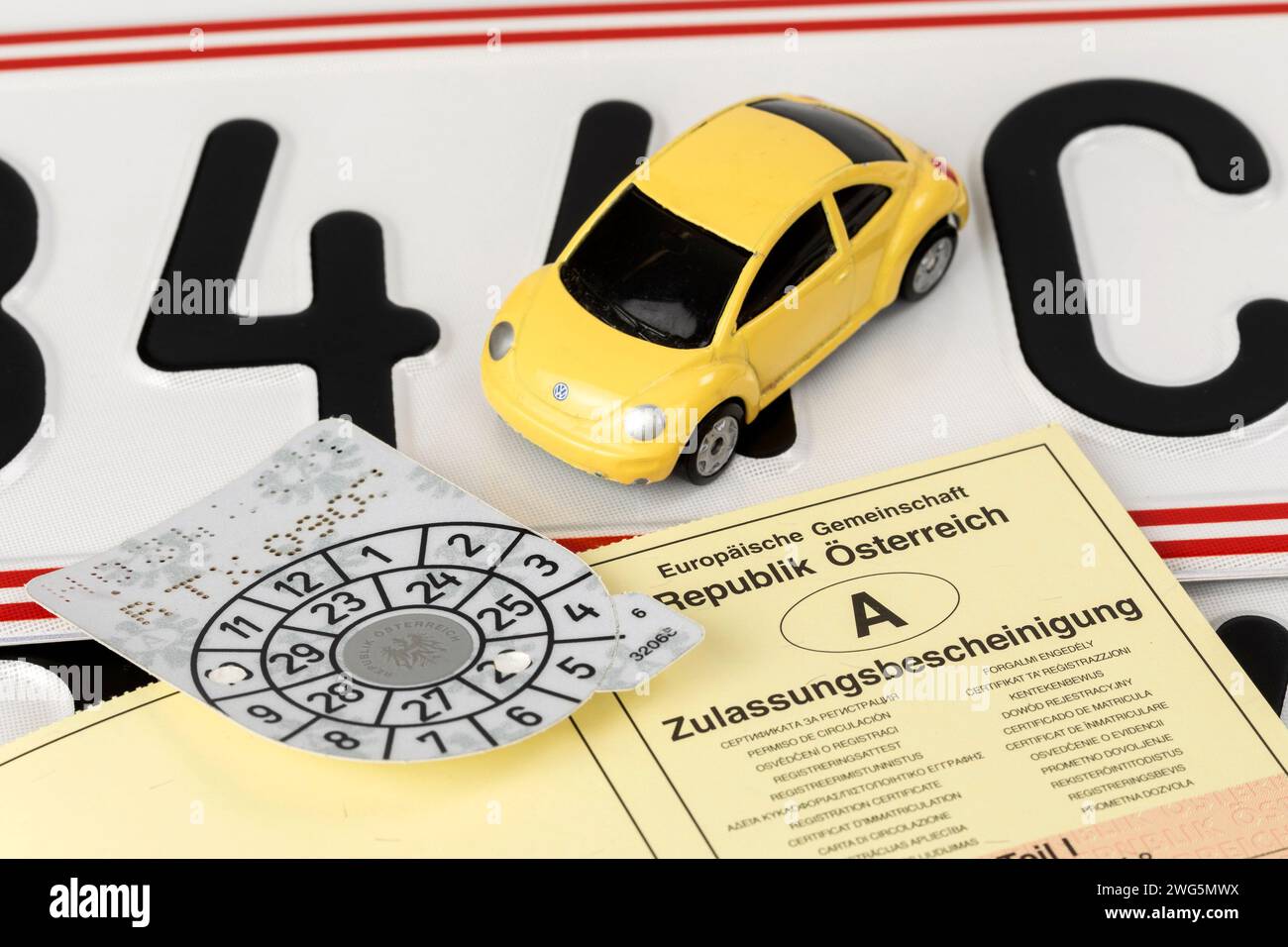 Kfz zulassungsbescheinigung hi-res stock photography and images - Alamy