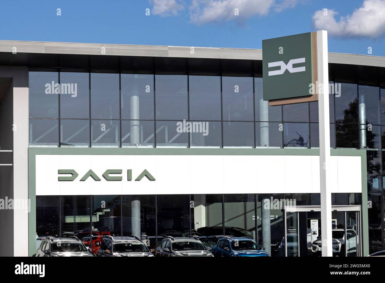 Renaulthandler hi-res stock photography and images - Alamy