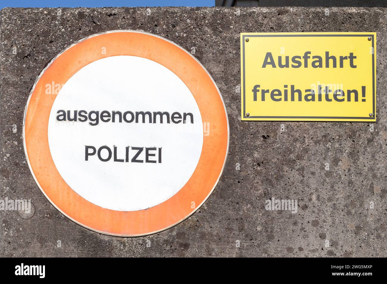 Austrian police polizei hi-res stock photography and images - Alamy