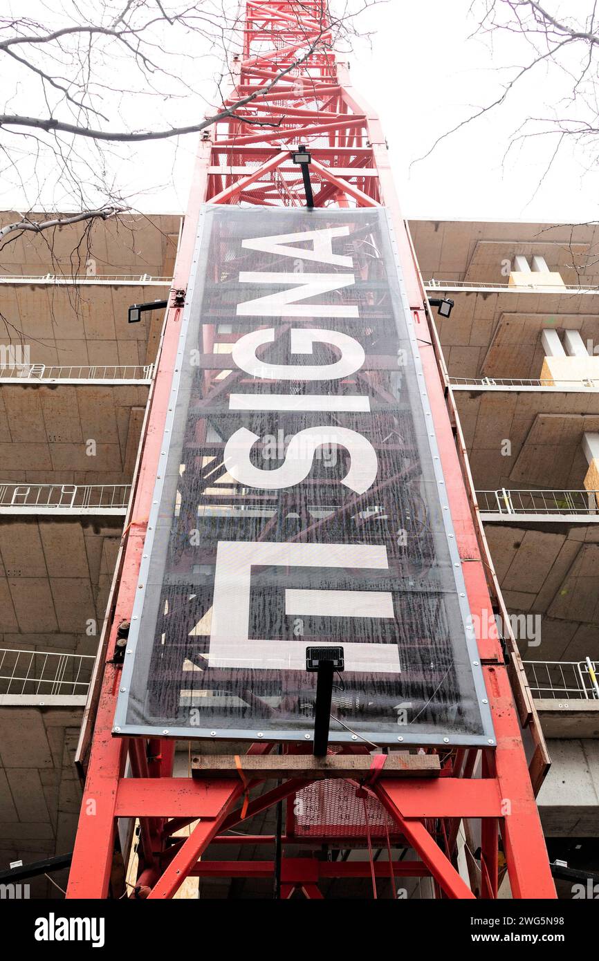 Signa logo hi-res stock photography and images - Alamy