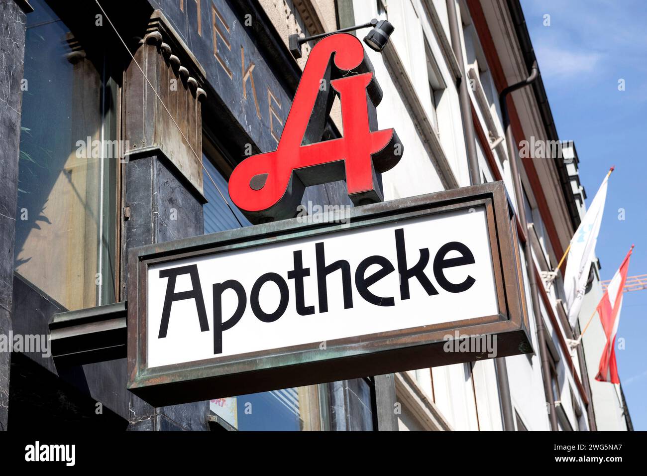 Pharmacy logos hi-res stock photography and images - Alamy