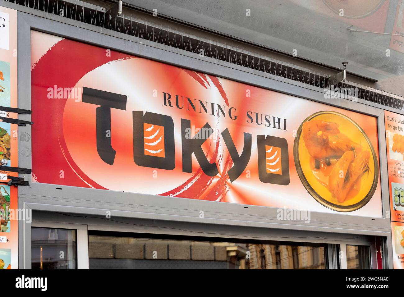 Sushirestaurants hi-res stock photography and images - Alamy