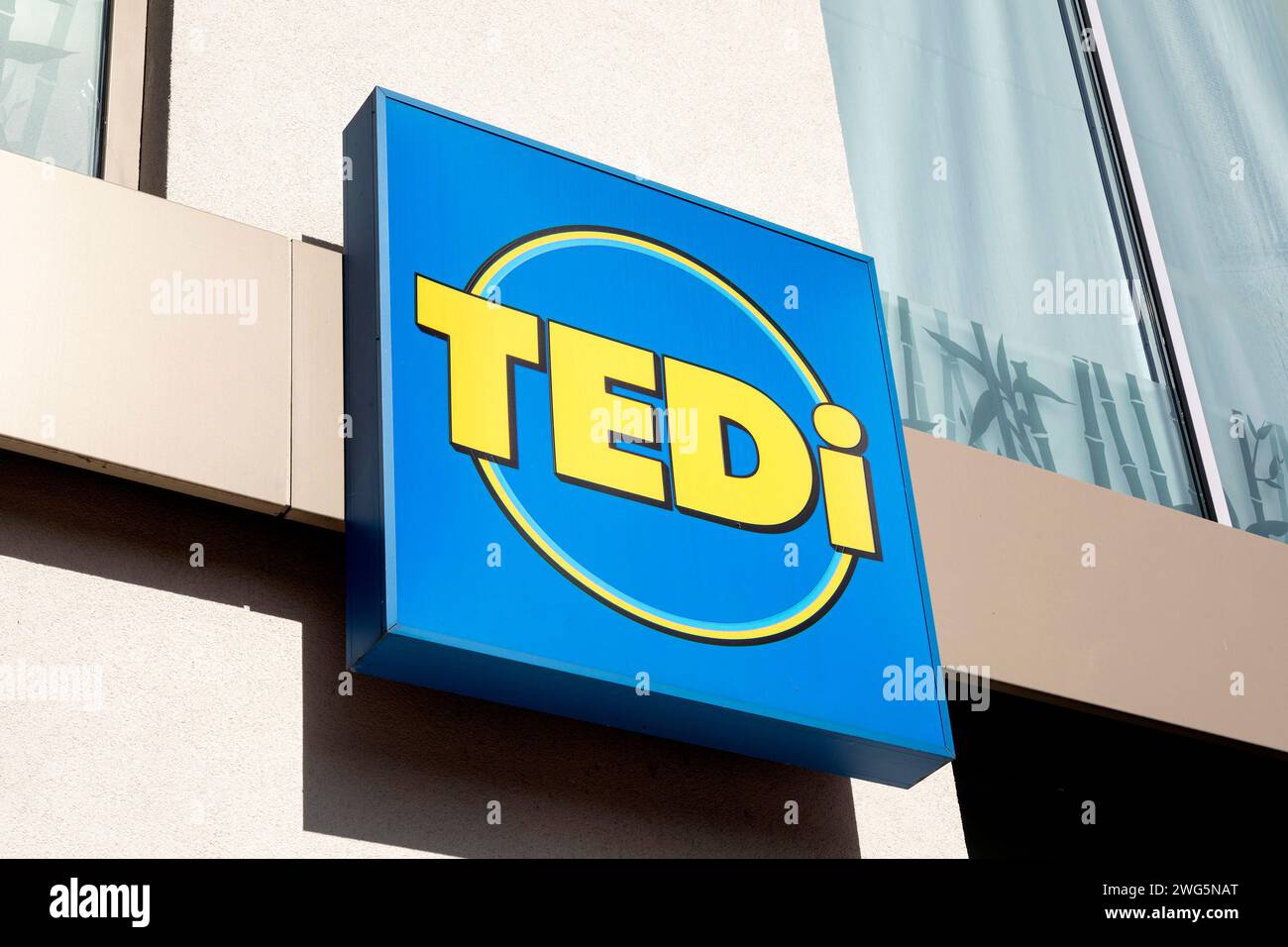 Nonfood discounter hi-res stock photography and images - Alamy