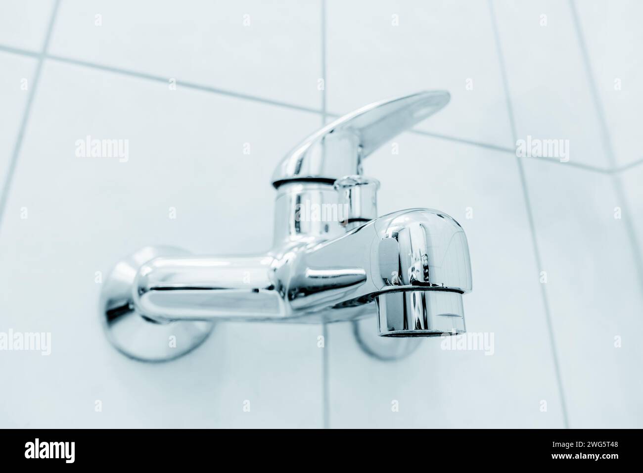 Modern Bathroom Design with Clean Sanitary Fixtures Stock Photo - Alamy