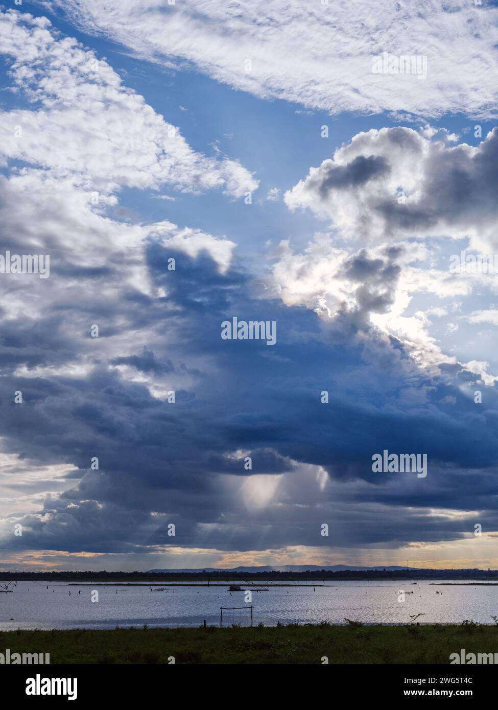 Extreme piercing hi-res stock photography and images - Alamy