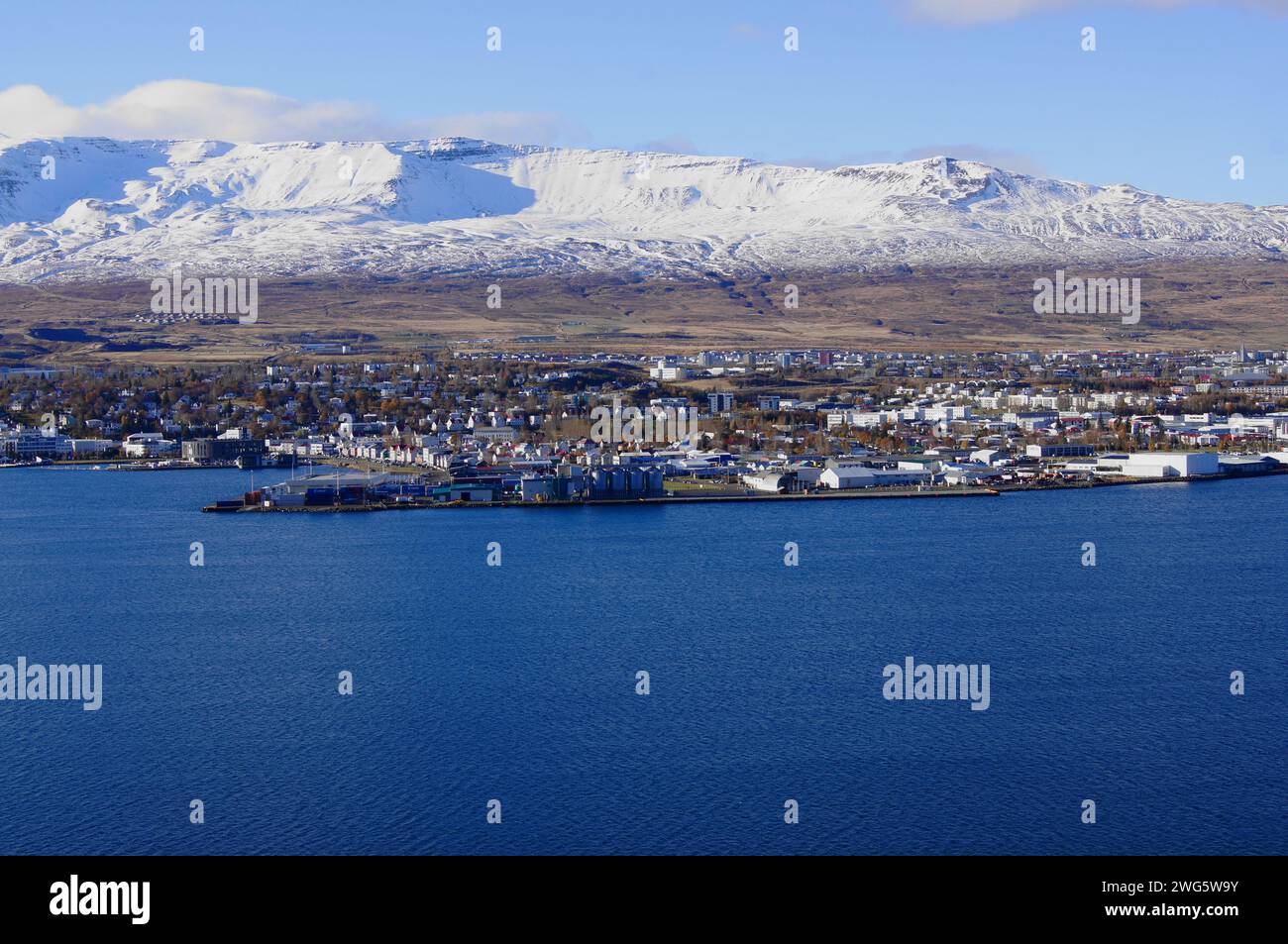 Akureyri harbour whale hi-res stock photography and images - Alamy