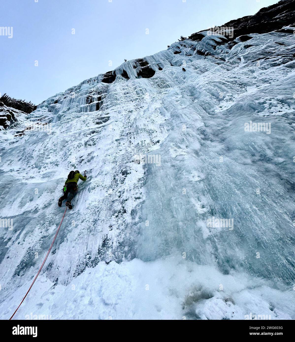 Weeping wall view of the ice climbs in Icefields Parkway in Alberta ...