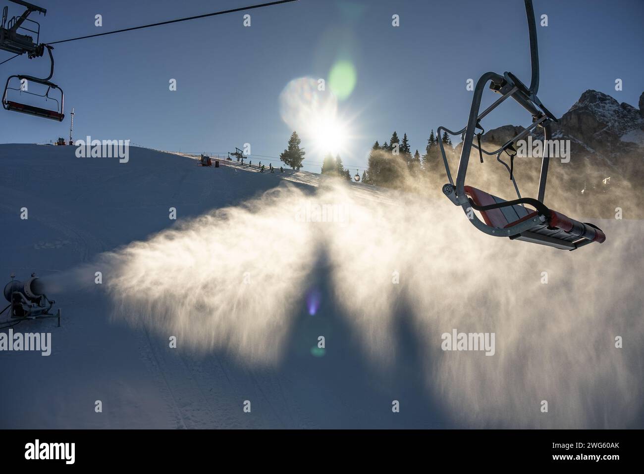 Sun gun hi-res stock photography and images - Alamy