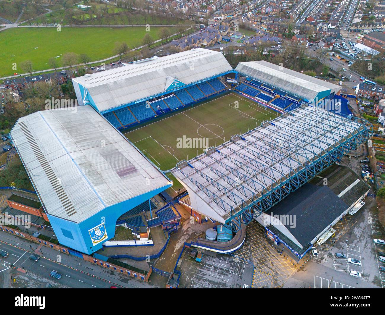 Sheffield wednesday football ground hi-res stock photography and images ...