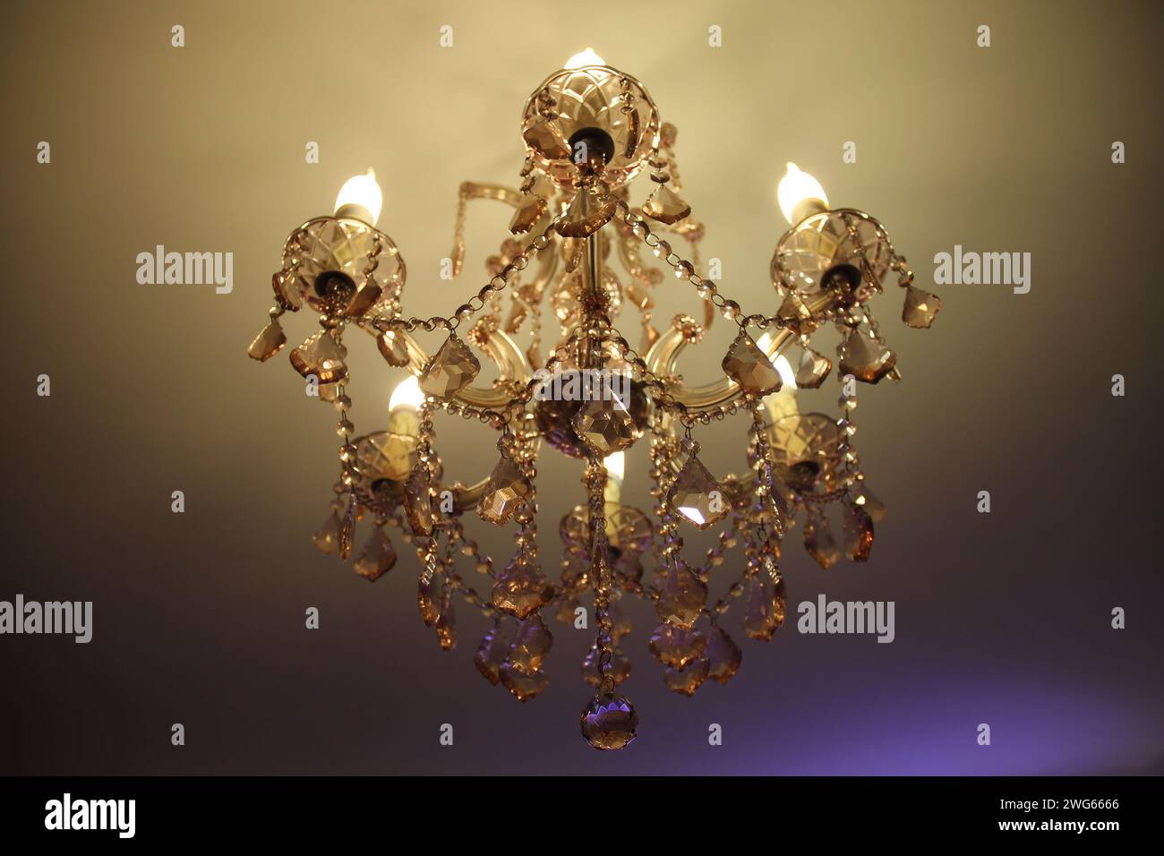 Lustre image hi-res stock photography and images - Alamy