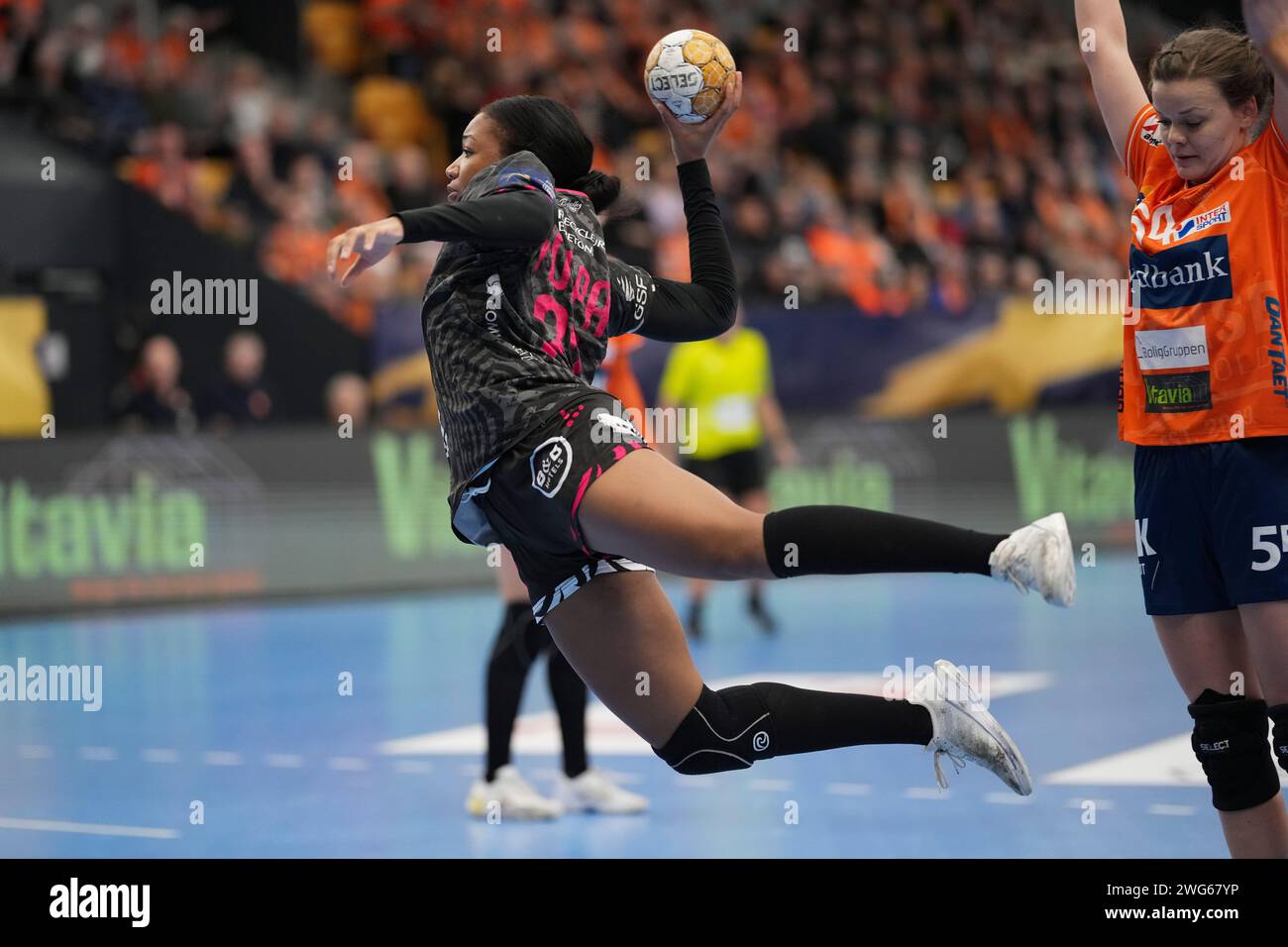 Pauletta Foppa (Brest 22) during the Champions League women's handball ...
