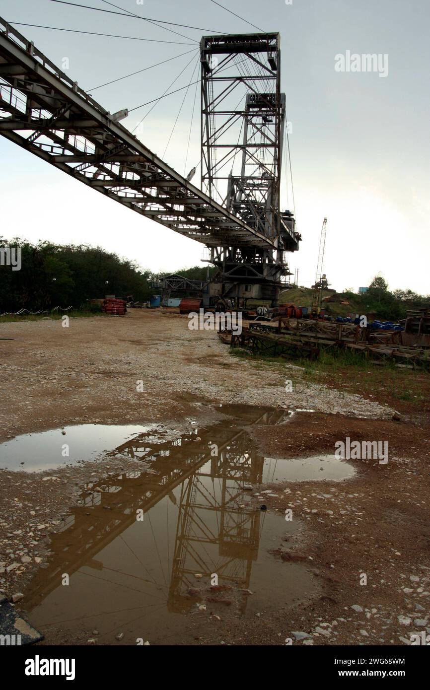 mining industry for resource extraction in an alpine mountain region ...