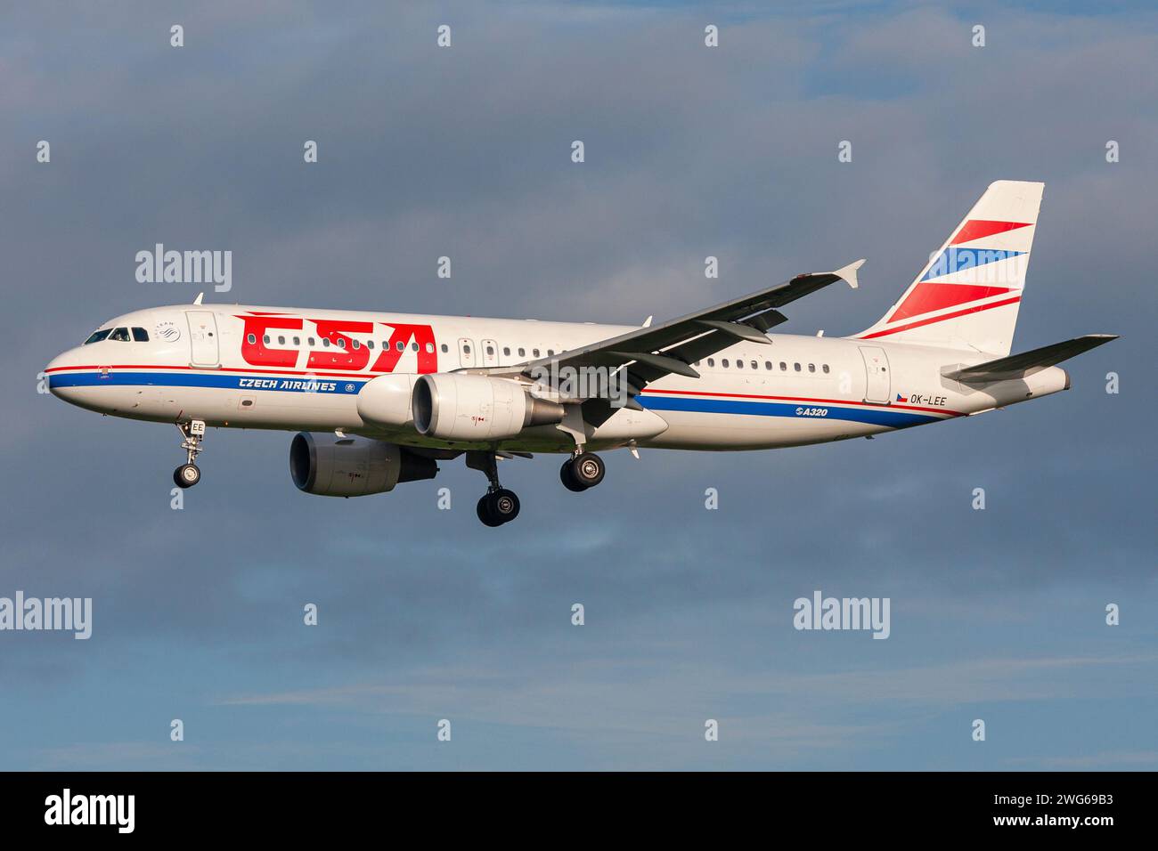 CSA Czech Airlines Airbus A320-200 with registration OK-LEE on final ...