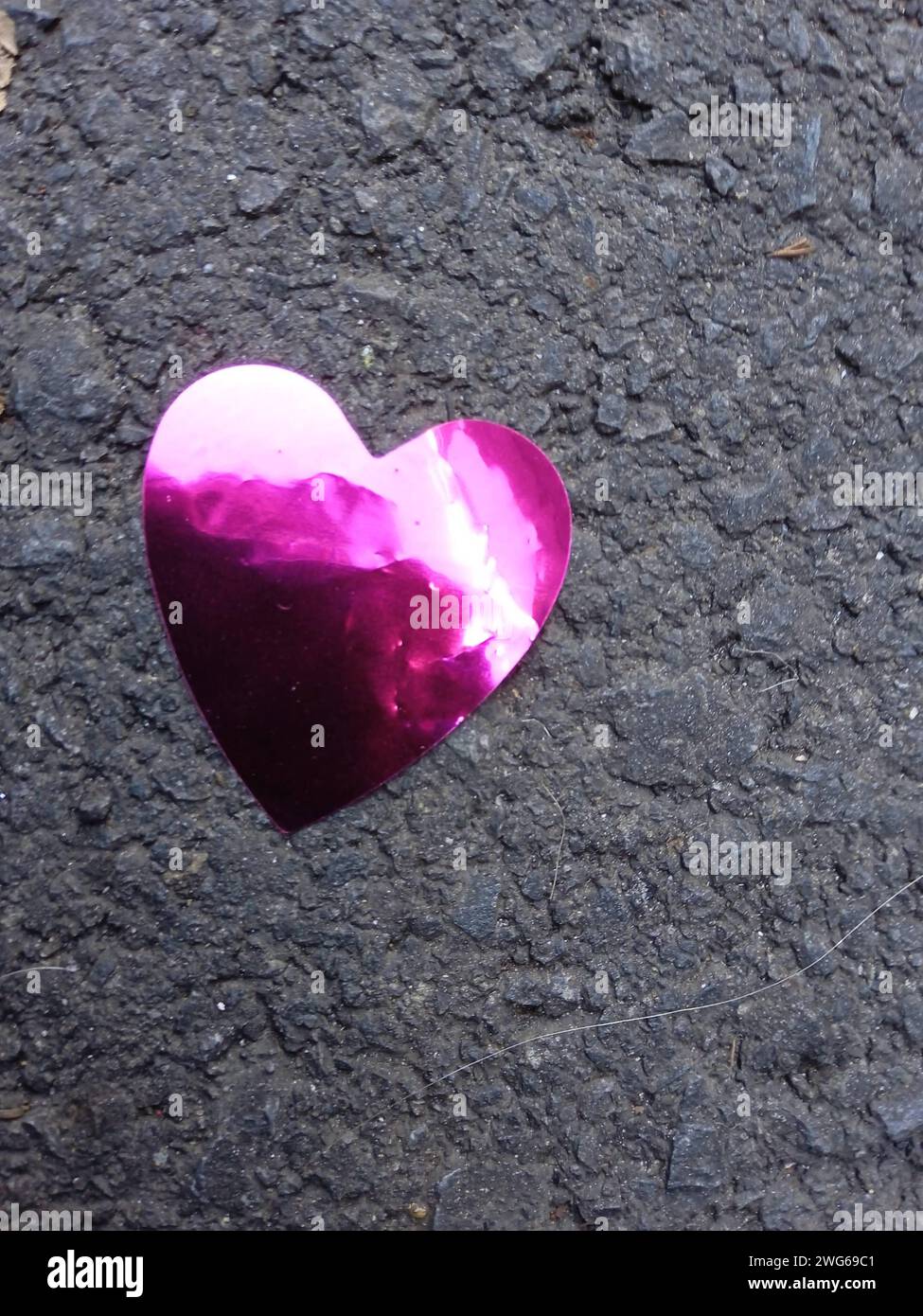 Heart, a symbol of love and romance in interpersonal relationships ...