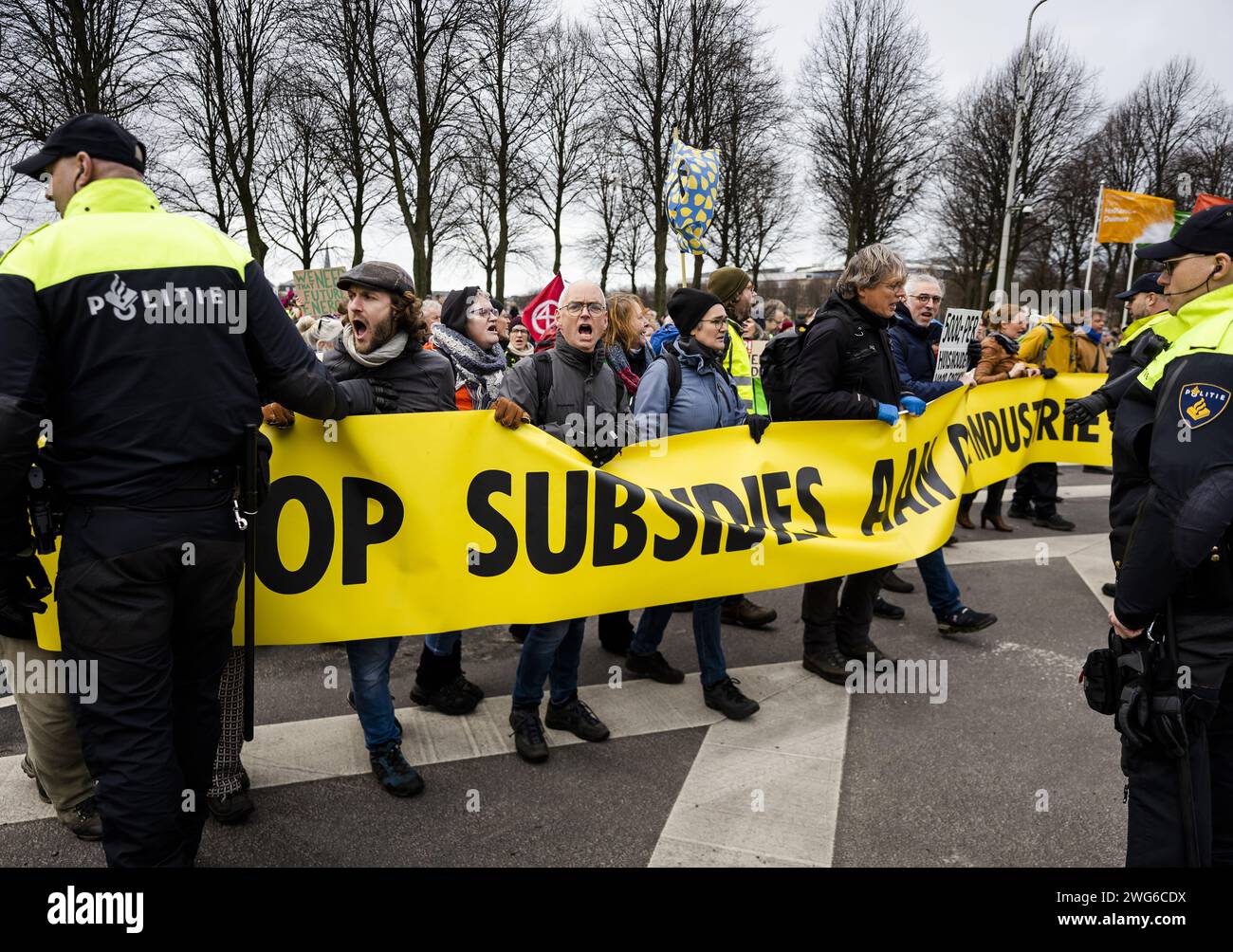 THE HAGUE - Climate activists from Extinction Rebellion are stopped by ...