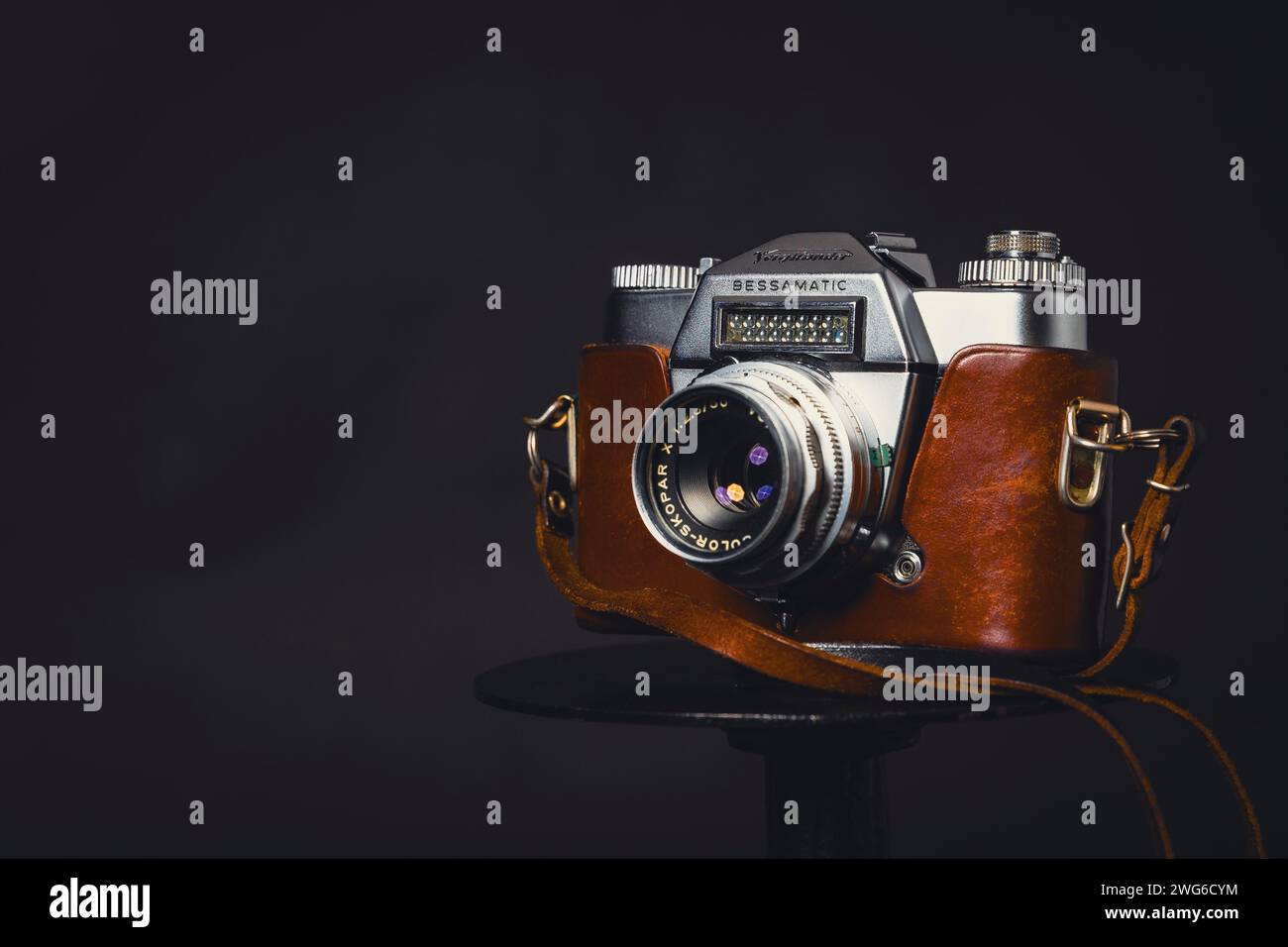 Voigtlander bessamatic camera hi-res stock photography and images - Alamy