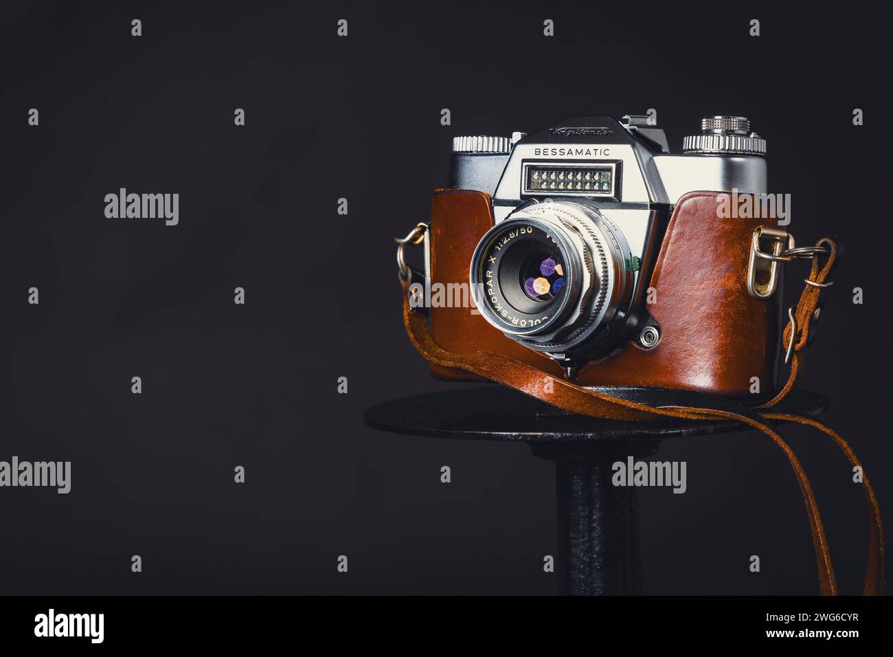 Voigtlander bessamatic camera hi-res stock photography and images - Alamy