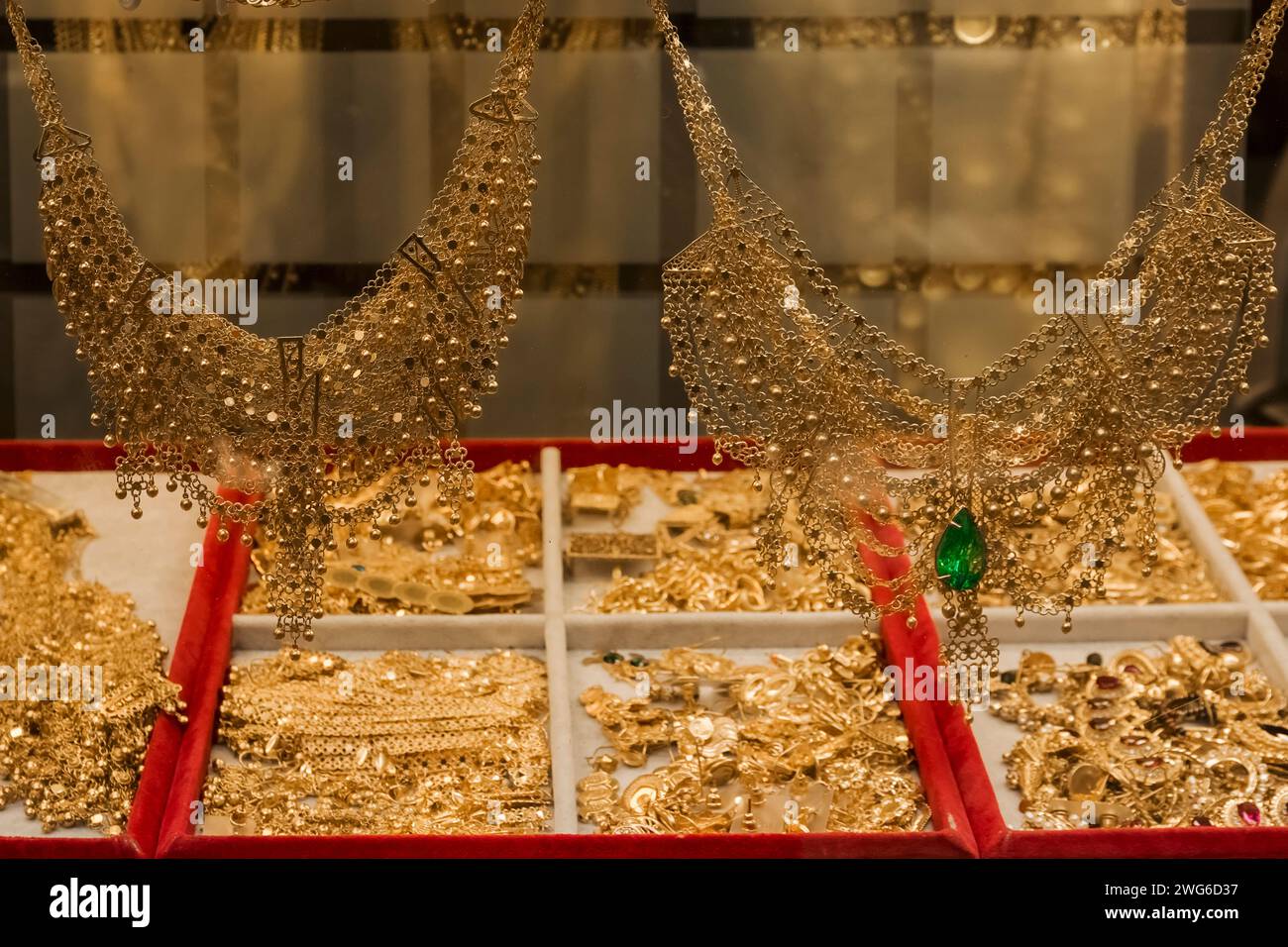 display of Turkish gold objects in a shop of the grand bazaar in ...