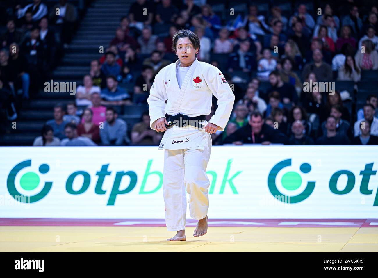 Christa deguchi hi-res stock photography and images - Alamy