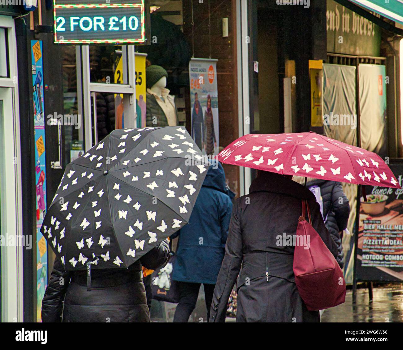 Glasgow, Scotland, UK. 3rd February, 2024. UK Weather: Dull day saw ...