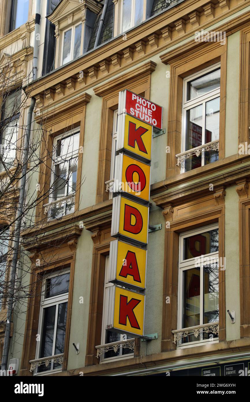 Kodak sign hi-res stock photography and images - Alamy