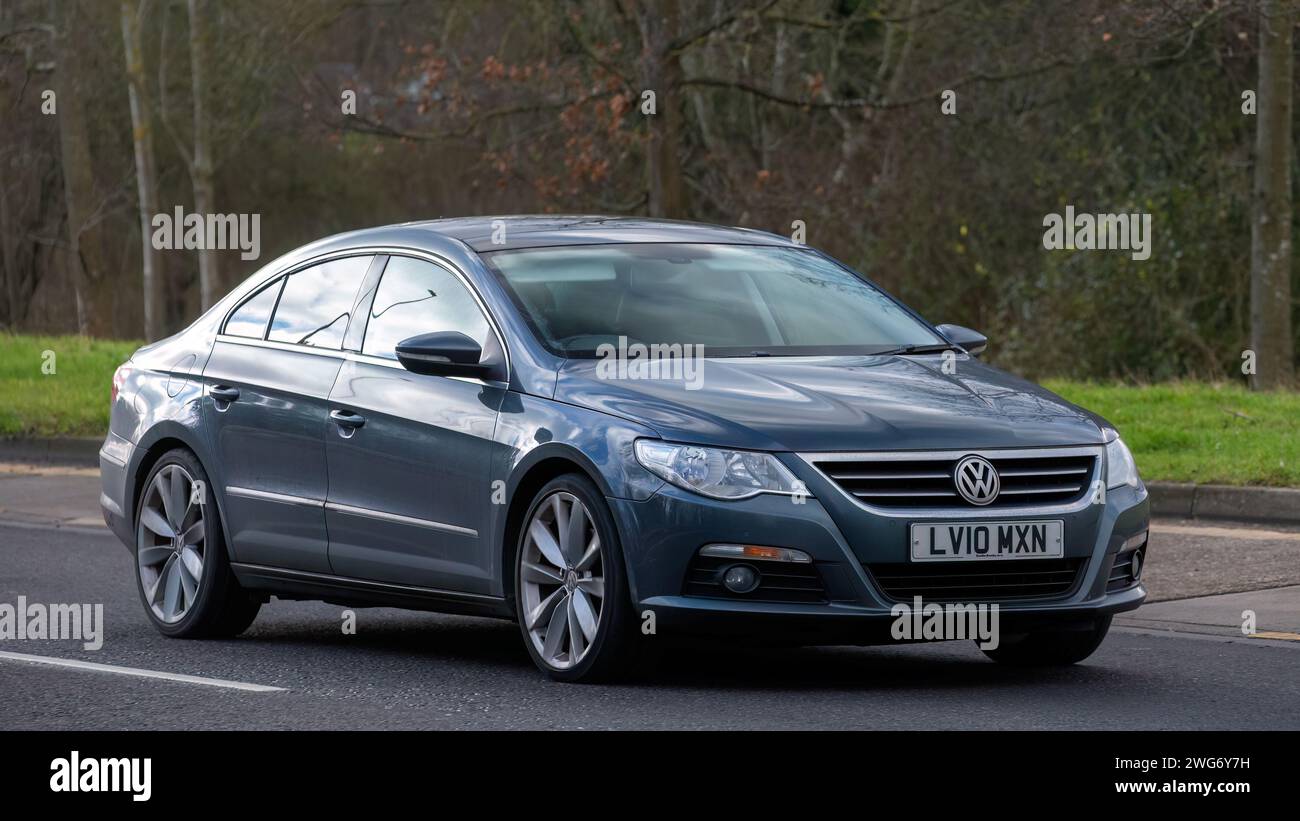 Volkswagen passat diesel engine hi-res stock photography and images - Alamy