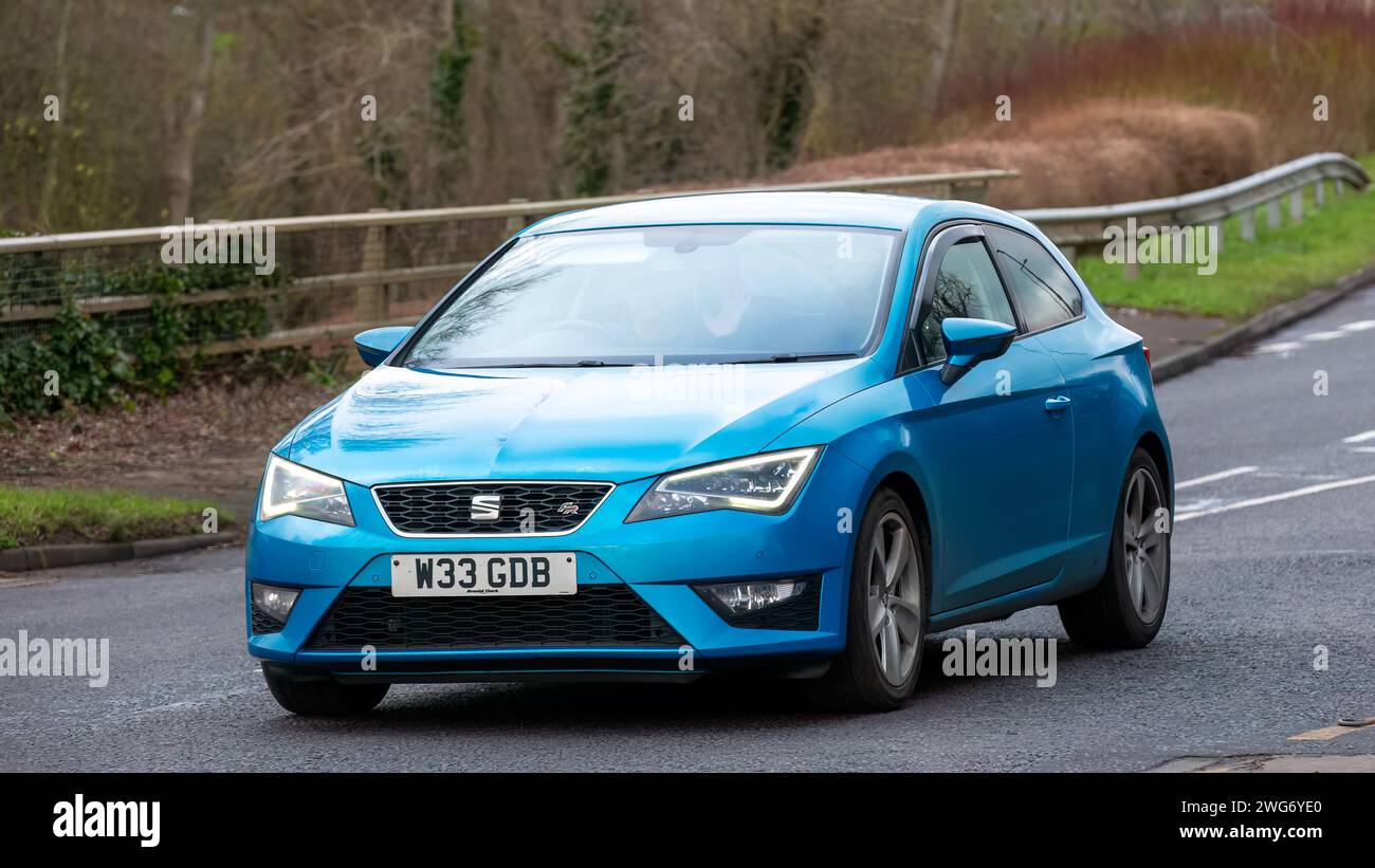 Car driving on spanish road hi-res stock photography and images - Alamy