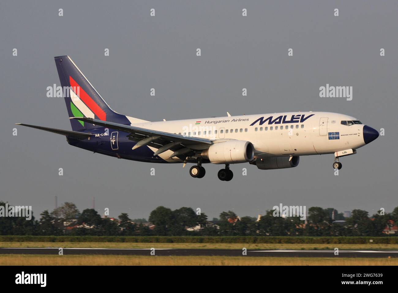 Hungarian Malev Boeing 737-700 with registration HA-LOL on short final ...