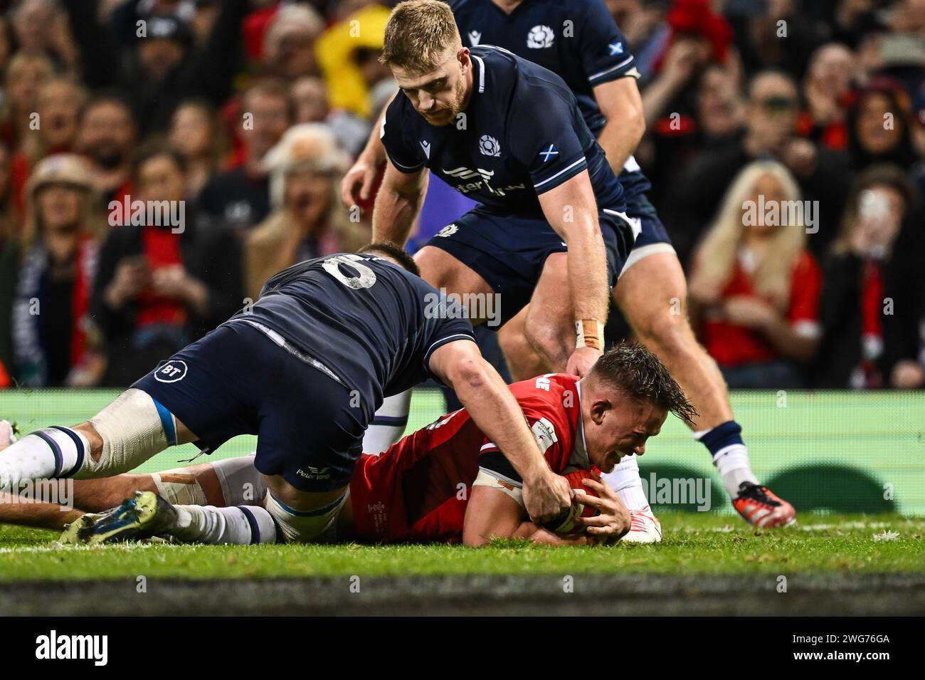 Alex Mann of Wales goes over for a tryduring the 2024 Guinness 6 ...