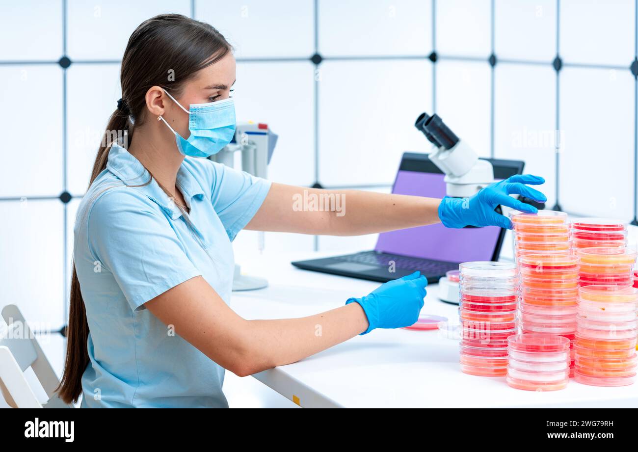 Metabolic reactions hi-res stock photography and images - Alamy