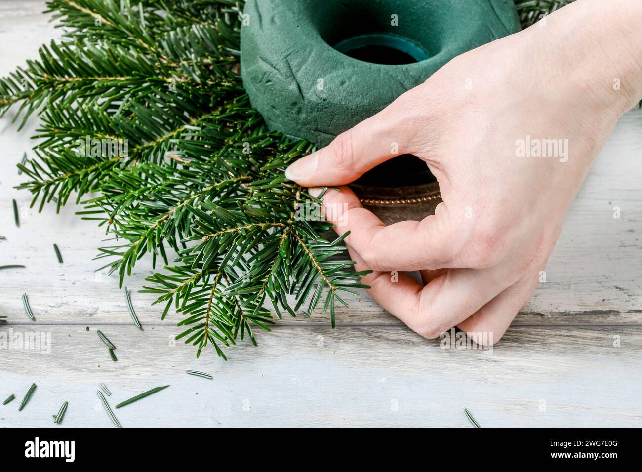Florist at work: How to make christmas table centerpiece with fir ...