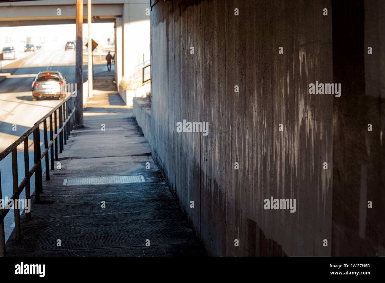 Underpass tunnel pedestrian walkway hi-res stock photography and images ...
