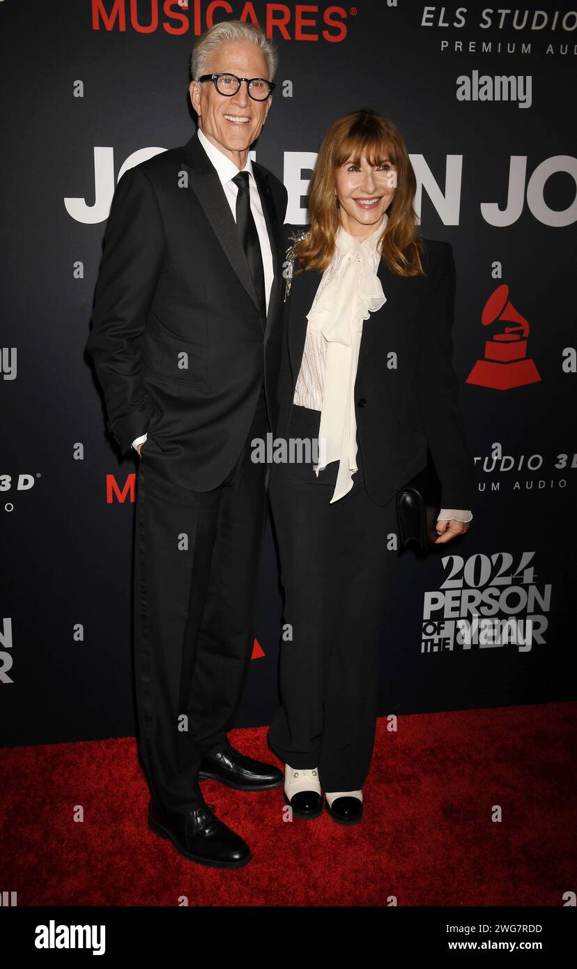 LOS ANGELES, CALIFORNIA - FEBRUARY 02: (L-R) Ted Danson and Mary ...