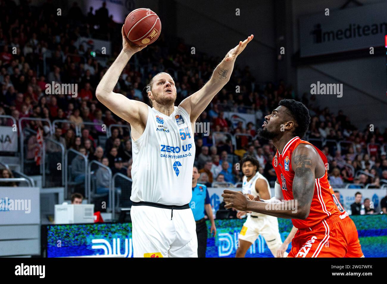 Bamberg, Deutschland. 03rd Feb, 2024. John Bryant (Syntainics MBC, #54 ...